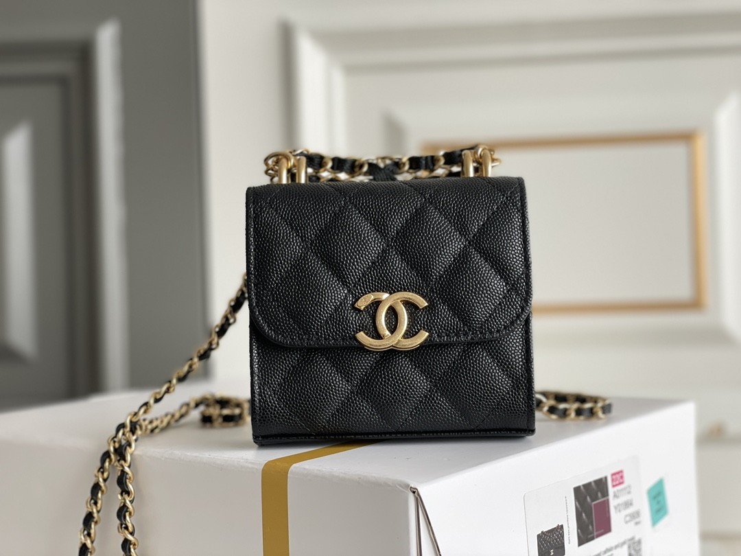 Classic Gold Double C Grain Leather Chanel 2way Bag AP3020